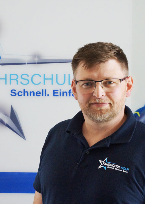 Unser Team - FahrschulSTAR - Deine Fahrschule in Dresden.